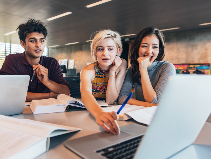 UVM Connect: Licenciatura Sememestral | Estudia en la Universidad del ...